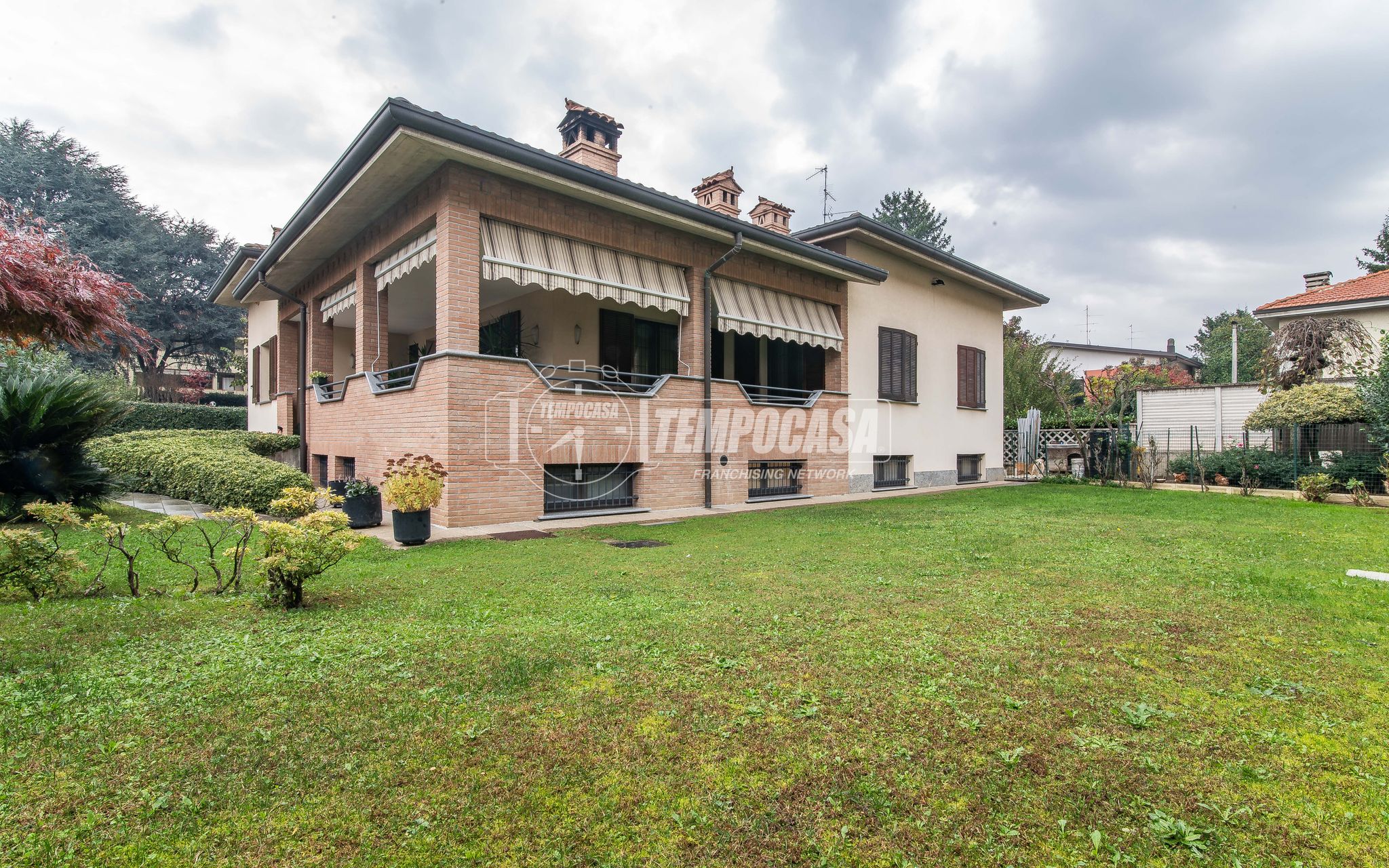 Villa In Vendita A Saronno Euro 950 000 Mq 440 Tempocasa Villa In Vendita A Saronno Euro 950 000 Mq 440 Tempocasa